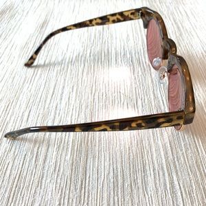 Accessories | Round Gold Tortoise Fashion Sunglasses | Poshmark